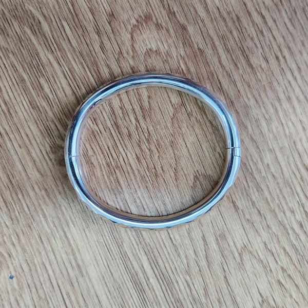diamond pattern hinge clasp bangle – Mar Silver Jewelry